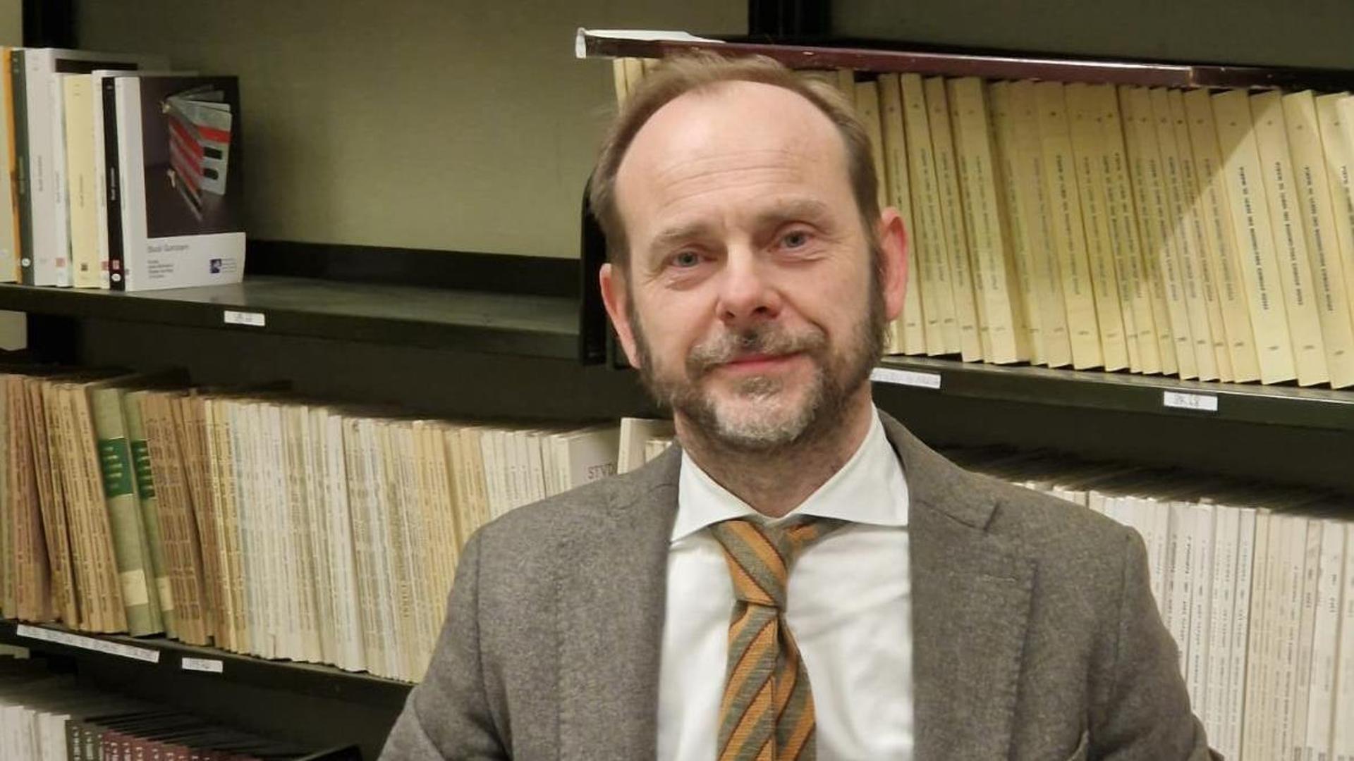 Le indagini di Mirko Volpi e il mistero del predicatore - La Provincia ...