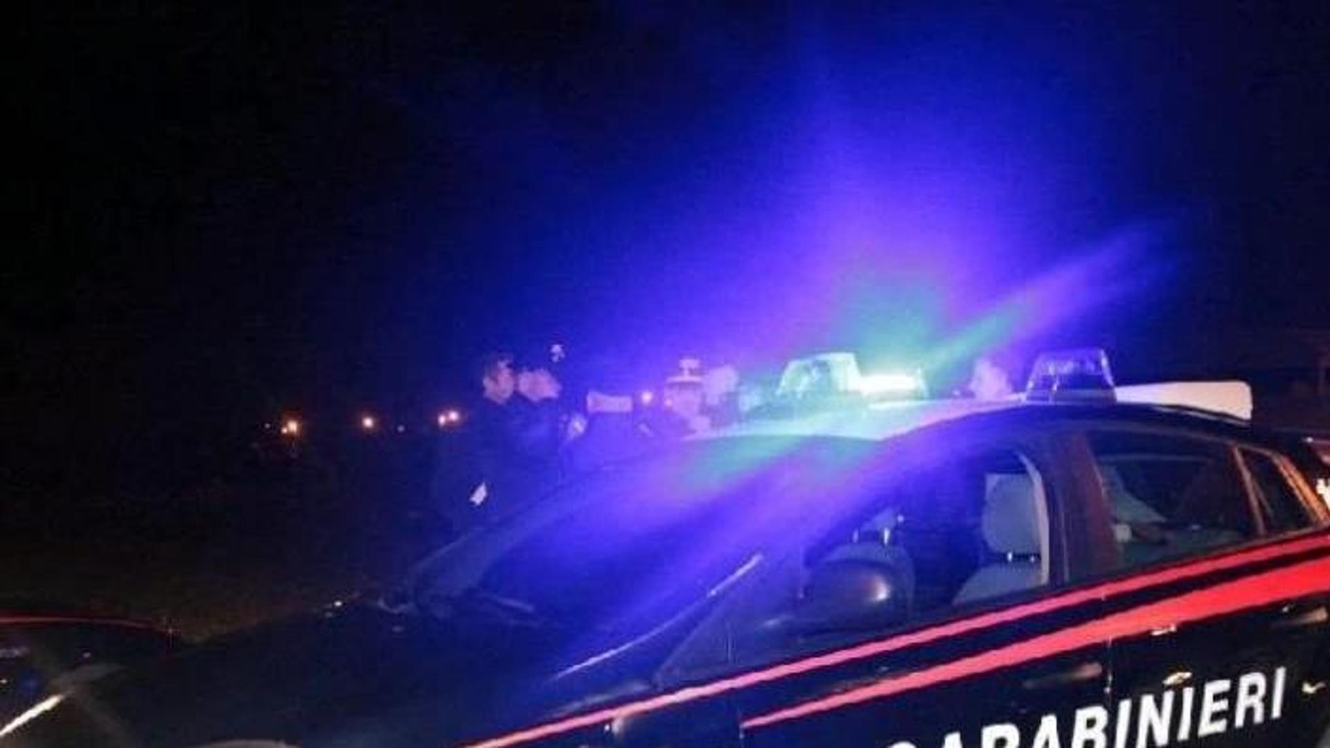 Castelletto, salvato dai Carabinieri mentre tenta il suicidio - La ...