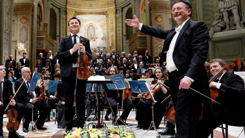 Due violini Stradivari per celebrare il cinquantenario del Coro di ...