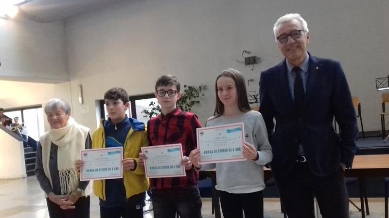 Borse di studio Martinetti Premiati 3 allievi della media - La ...