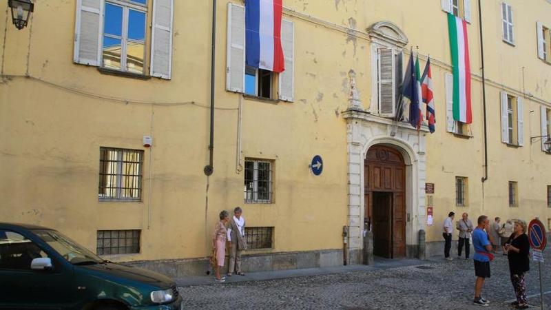 Caluso, tasse non pagate: danno da 400mila euro l’anno - La Sentinella ...