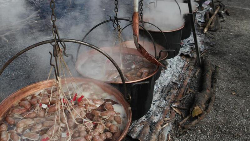 Fagioli grassi nelle piazze Il piatto tipico del Carnevale - La ...