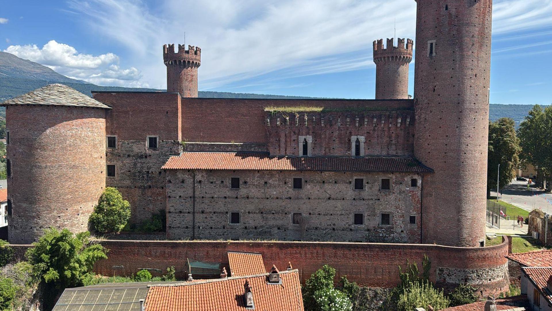 Ivrea. Il Castello fa il pienone in tre mesi 5.421 ingressi Visite ...