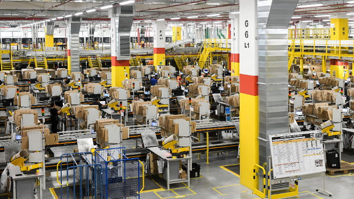 Primo caso di coronavirus in un centro Amazon italiano - La Stampa