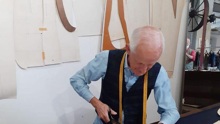 Giovanni Barberis Organista, il sarto novantenne che insegna l’arte di ...
