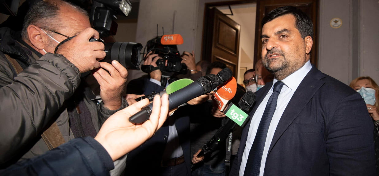 Palamara radiato dalla magistratura: “Pago io per tutti” - La Stampa