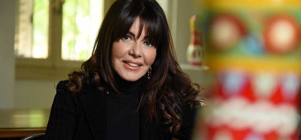 Laura Calosso presenta “Ma la sabbia non torna” - La Stampa