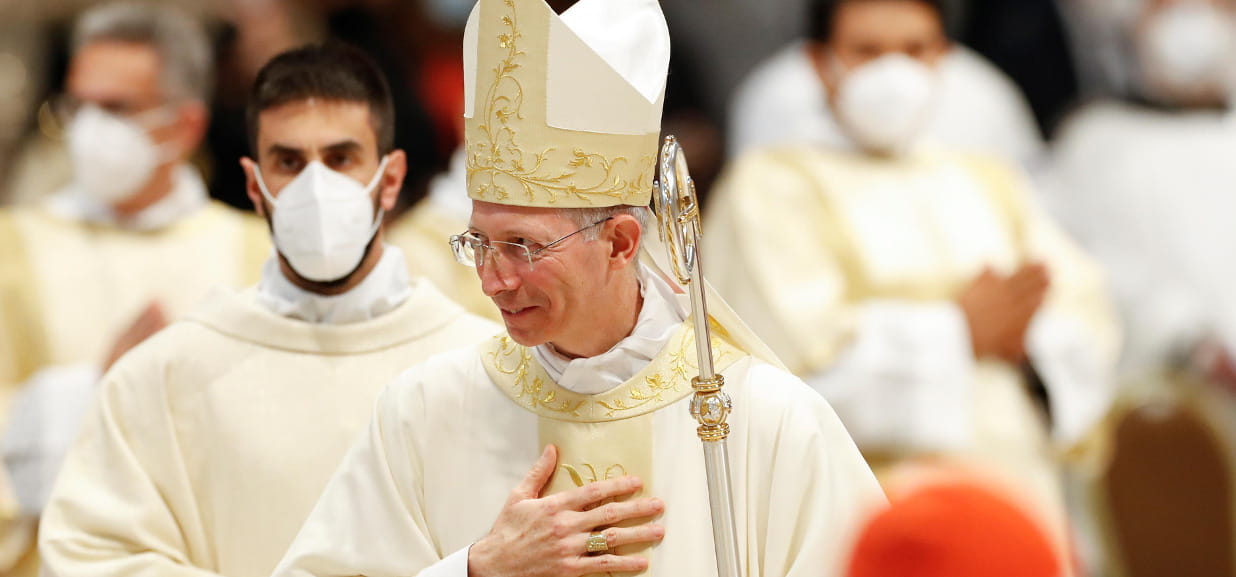 Da Tortona a Roma per monsignor Marini: in 100 a salutare il neo ...