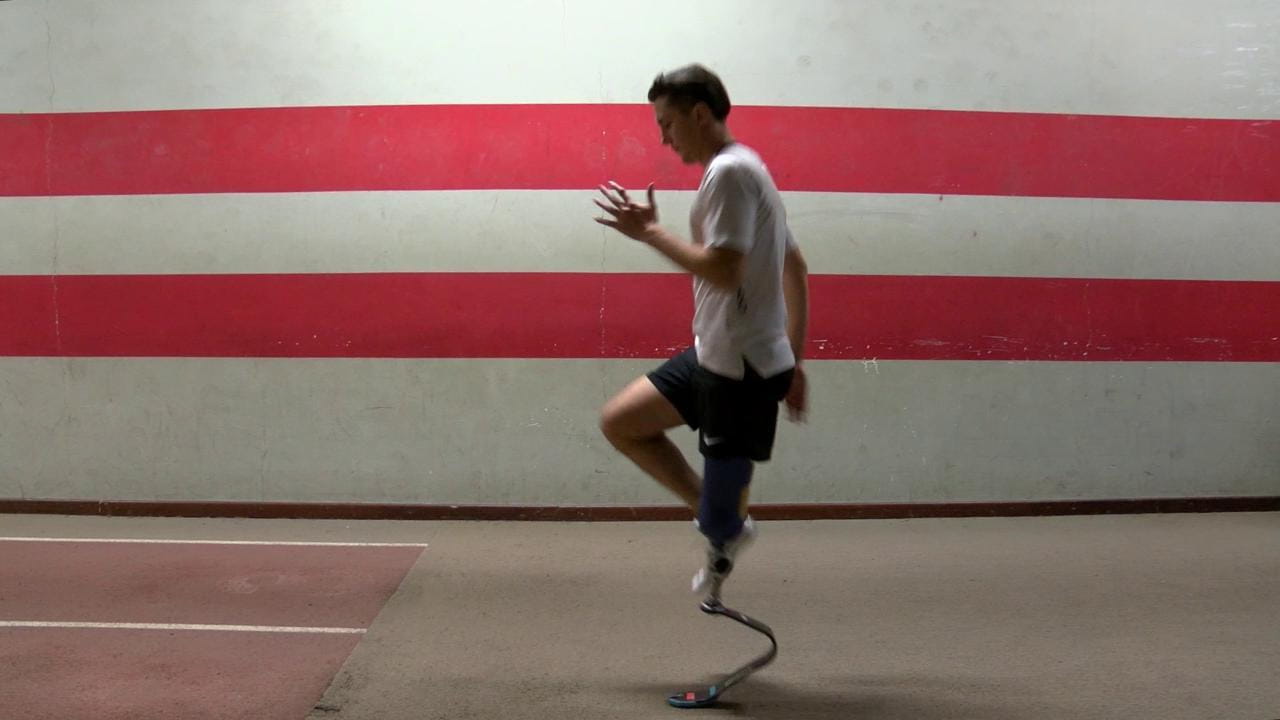La protesi di Alessandro, campione italiano indoor - La Stampa