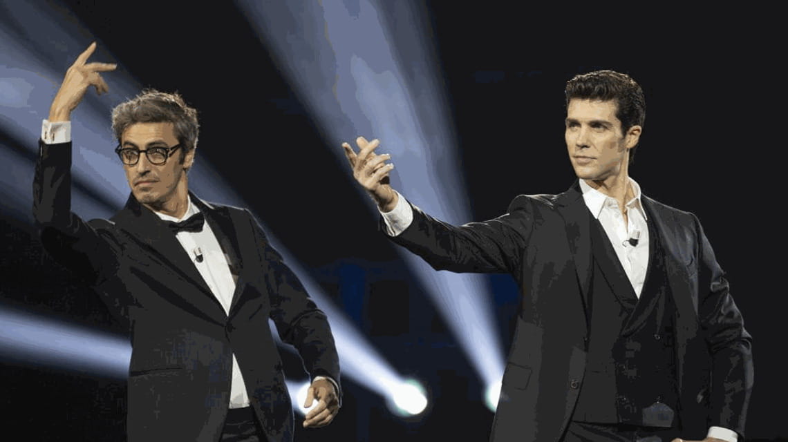 Le mille sorprese di Roberto Bolle che balla si racconta in tv - La Stampa
