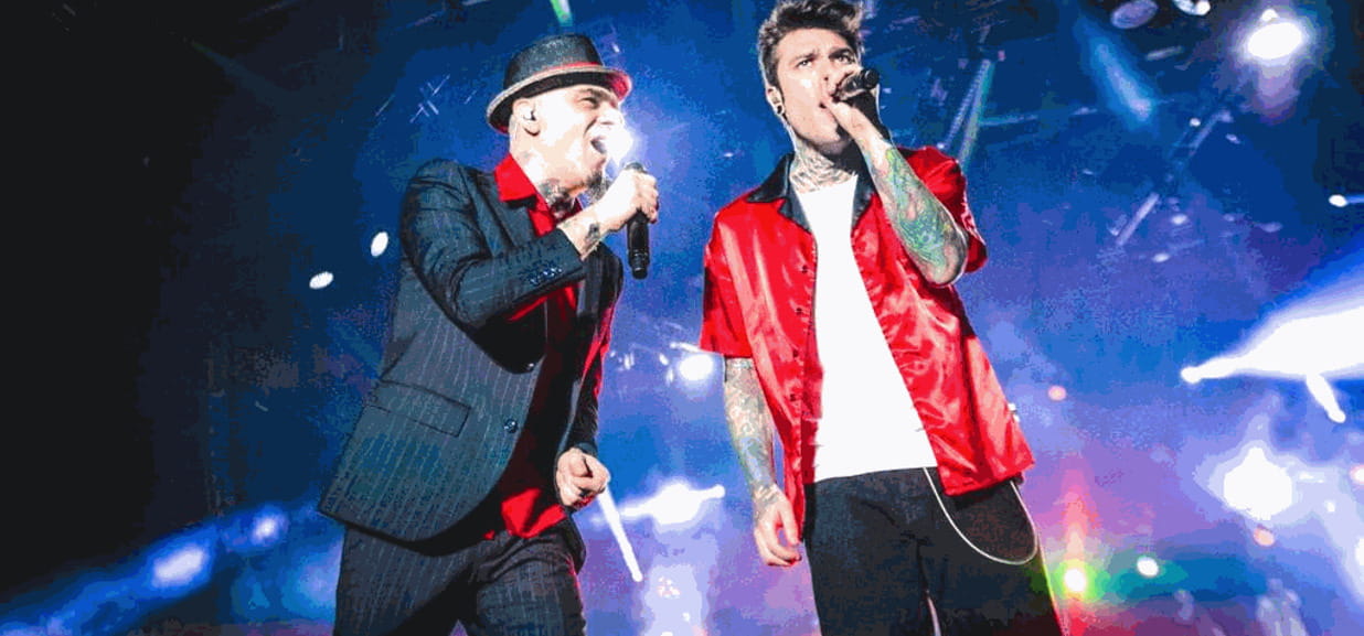“Finale” rap a San Siro, l’ultimo live di Fedez e J-Ax - La Stampa