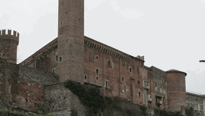 Il castello di Ivrea passa dal Demanio al Comune, ora il via alla ...