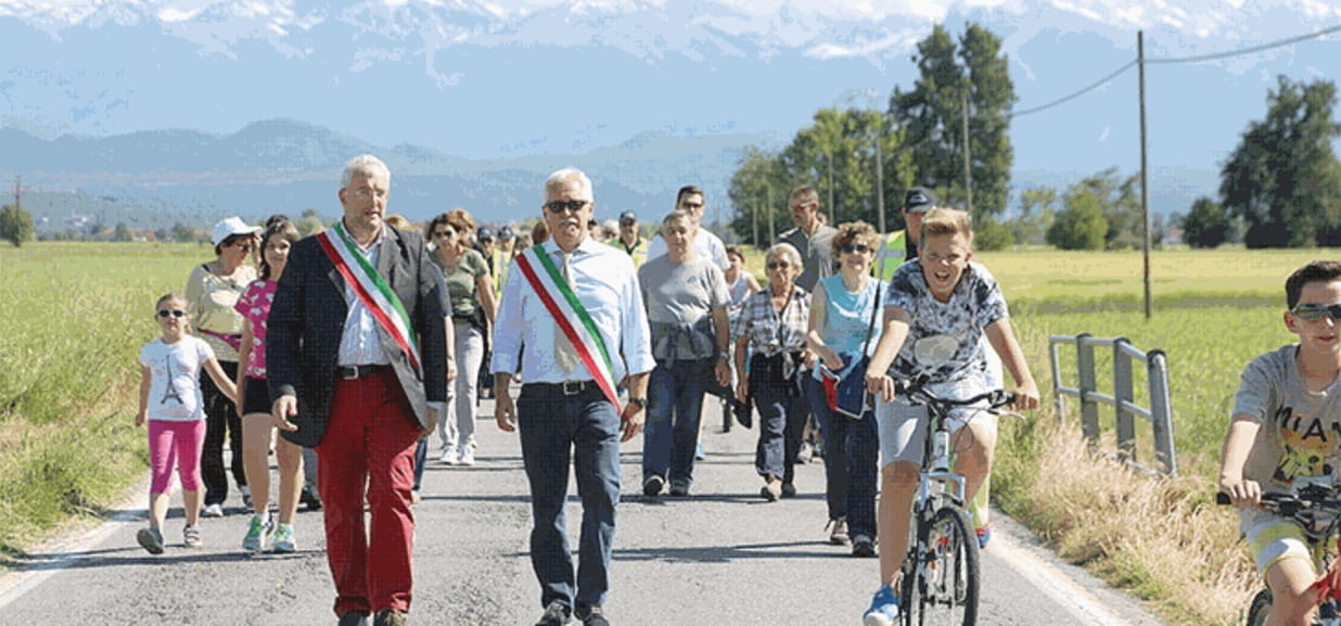 Il corteo dei 500 per una strada sicura - La Stampa