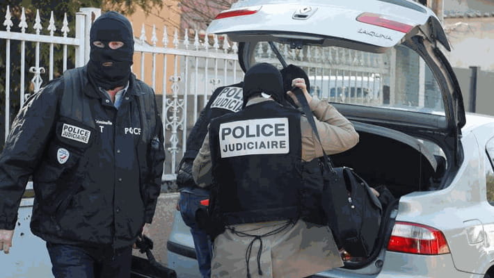 Nel sobborgo del killer Karim, cresciuto con l’odio per la polizia - La ...