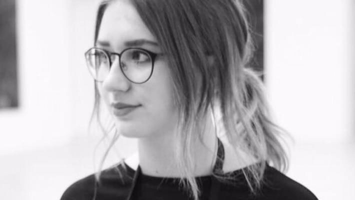Stella: “La mia è una generazione che sta cercando di reinventarsi ...