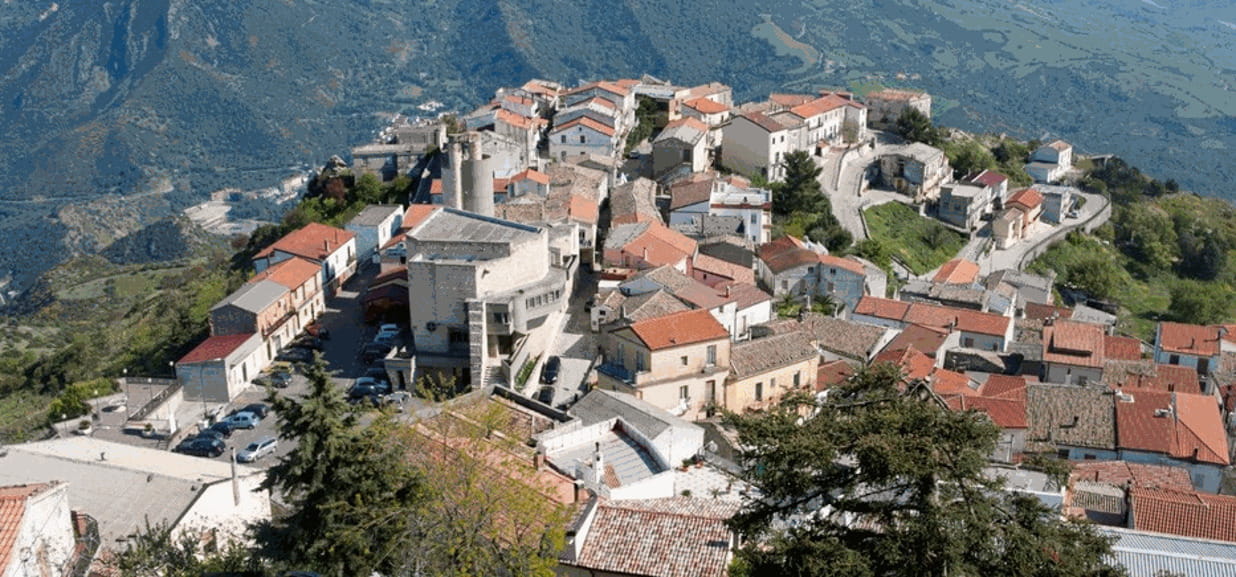 Colobraro, il Paese innominabile d'Italia - La Stampa