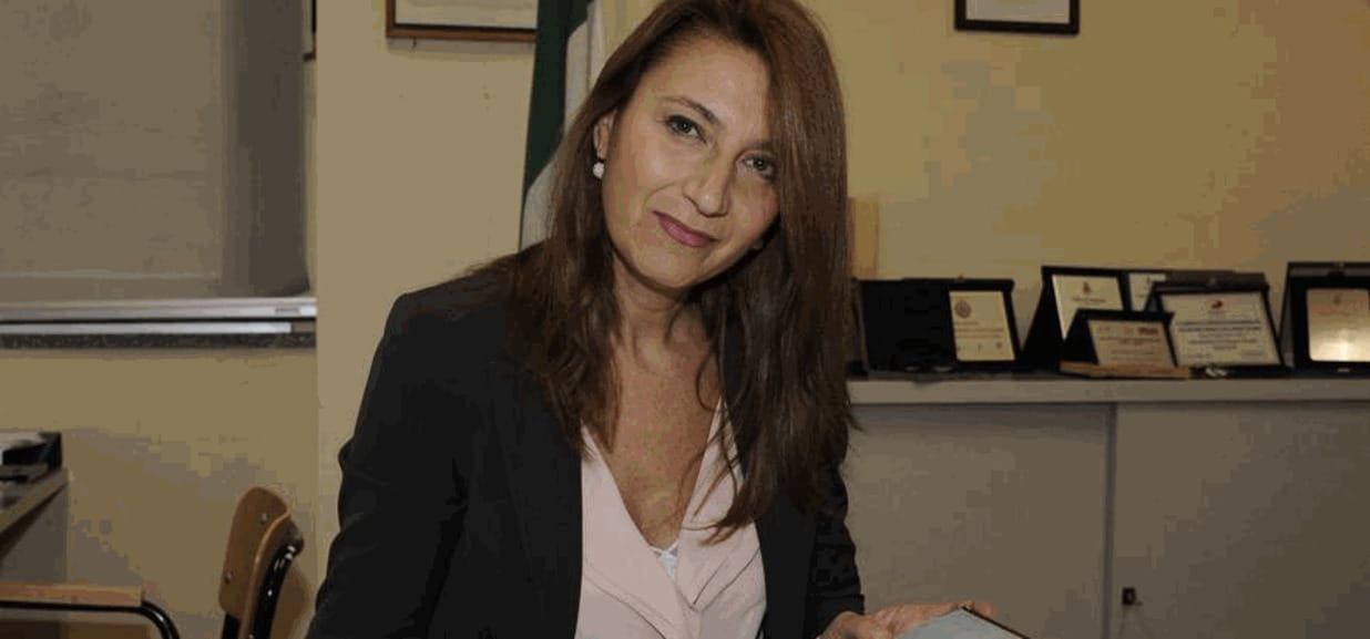La prèside Colicelli personaggio del mese de “Il Tafano”, il giornalino ...