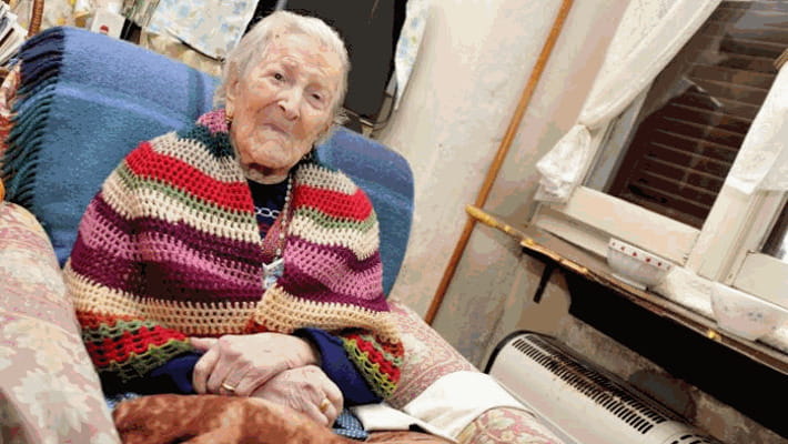 La benedizione di Papa Francesco per i 116 anni di Emma Morano - La Stampa