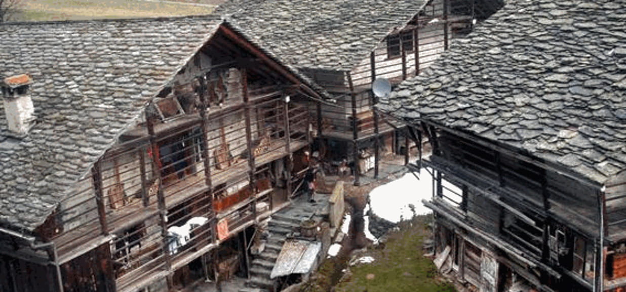 Alagna, quattro case walser - La Stampa