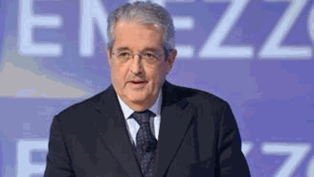 Saccomanni: “Serve un miliardo - La Stampa