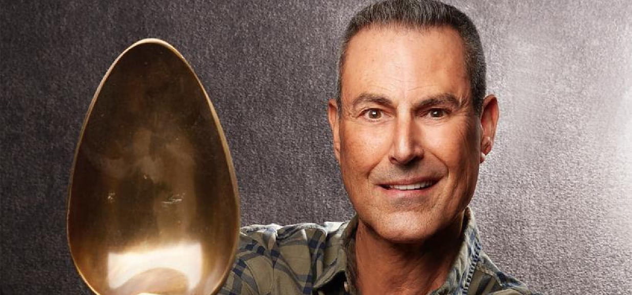 Il nuovo show di Uri Geller: “Penso che gli alieni ci stiano studiando ...
