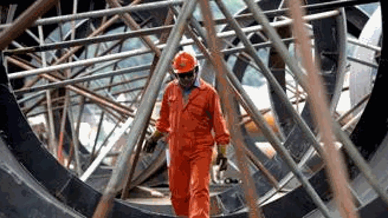 L’industria torna ai livelli del 1990, - La Stampa