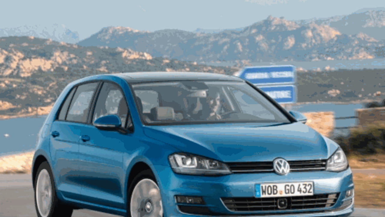 Volkswagen difende la Golf 7 - La Stampa