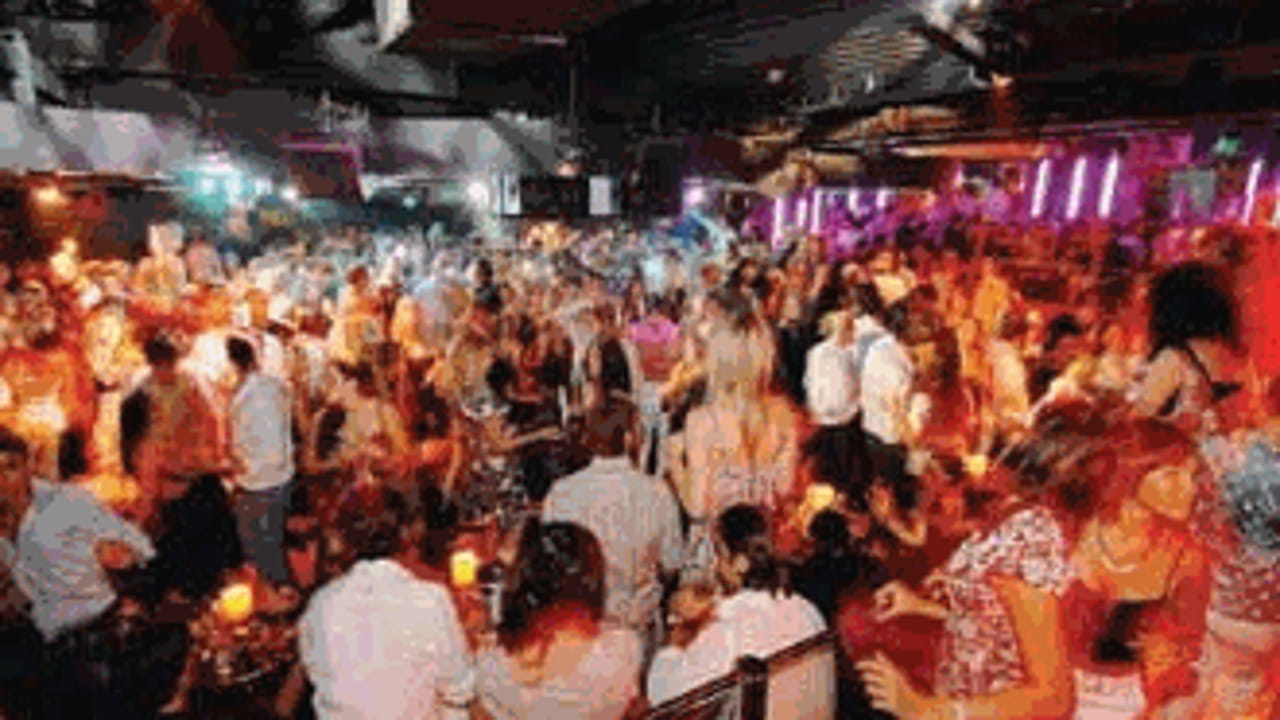 Ogni giorno alle 19 il programma delle discoteche - La Stampa