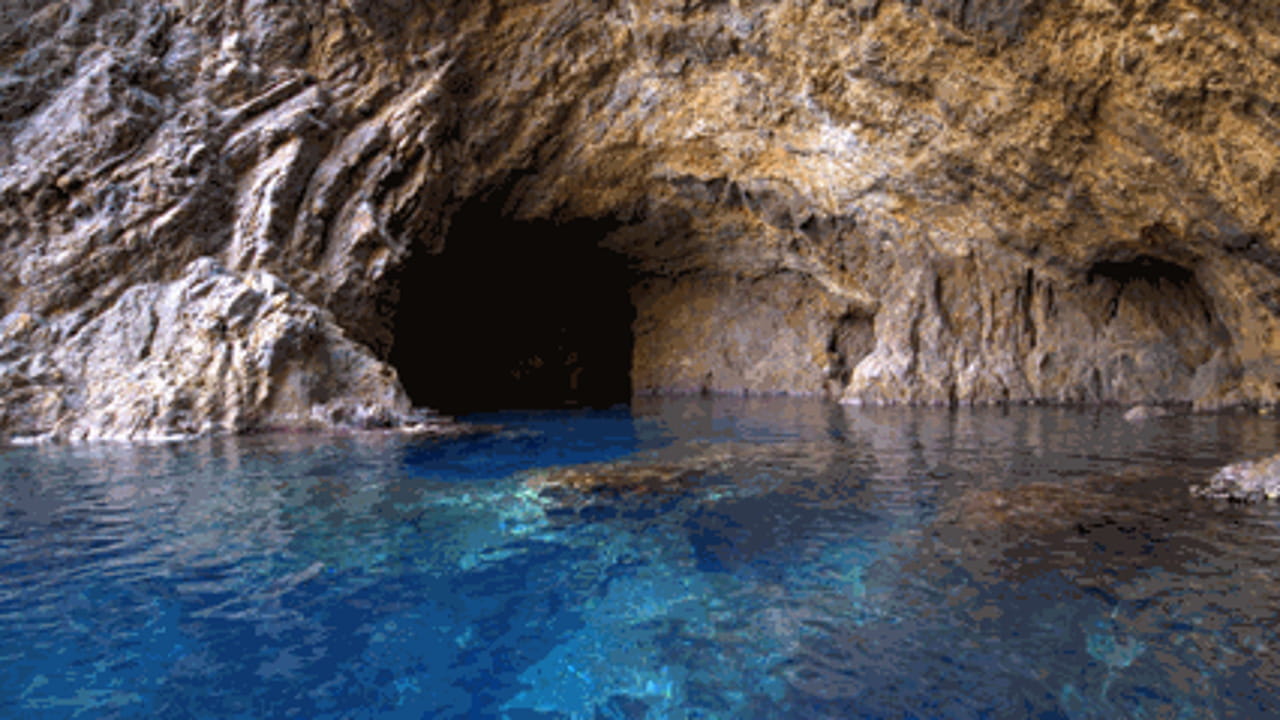 Viaggi: alla scoperta della meravigliosa Isola di Ventotene - La Stampa