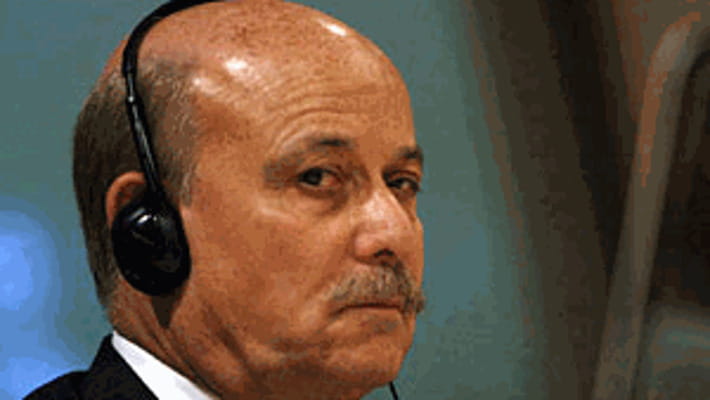 Jeremy Rifkin: "In 25 anni l'Europa dirà addio al petrolio" - La Stampa