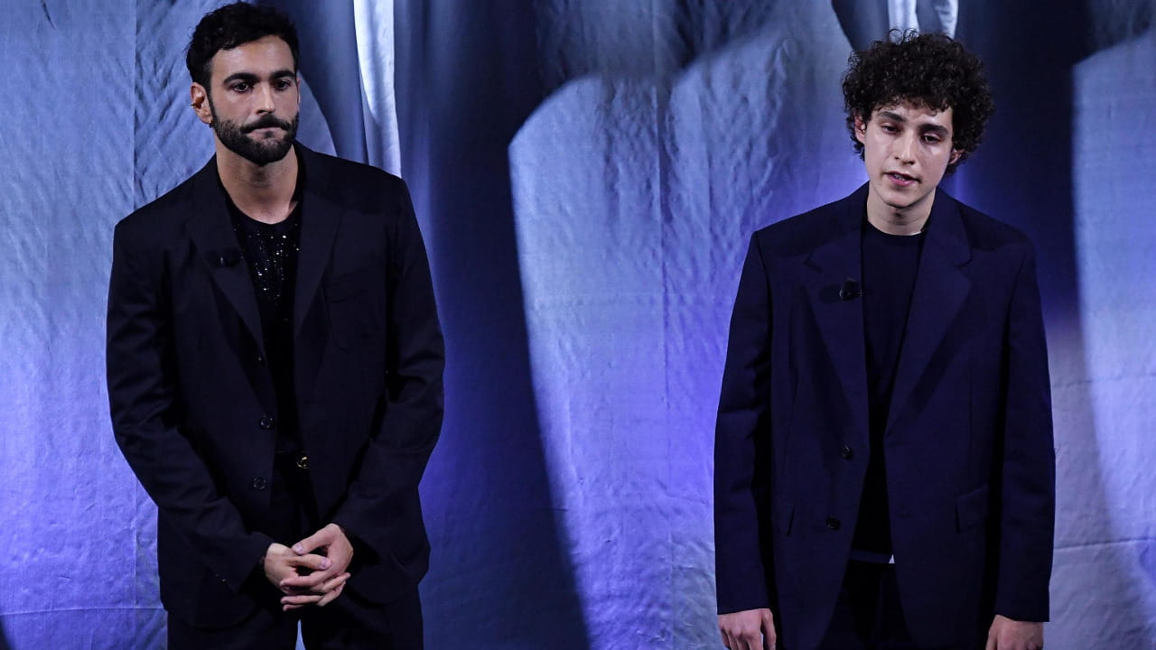 Mengoni e l’ode della gentilezza: “Gli hater? La tastiera può essere un ...