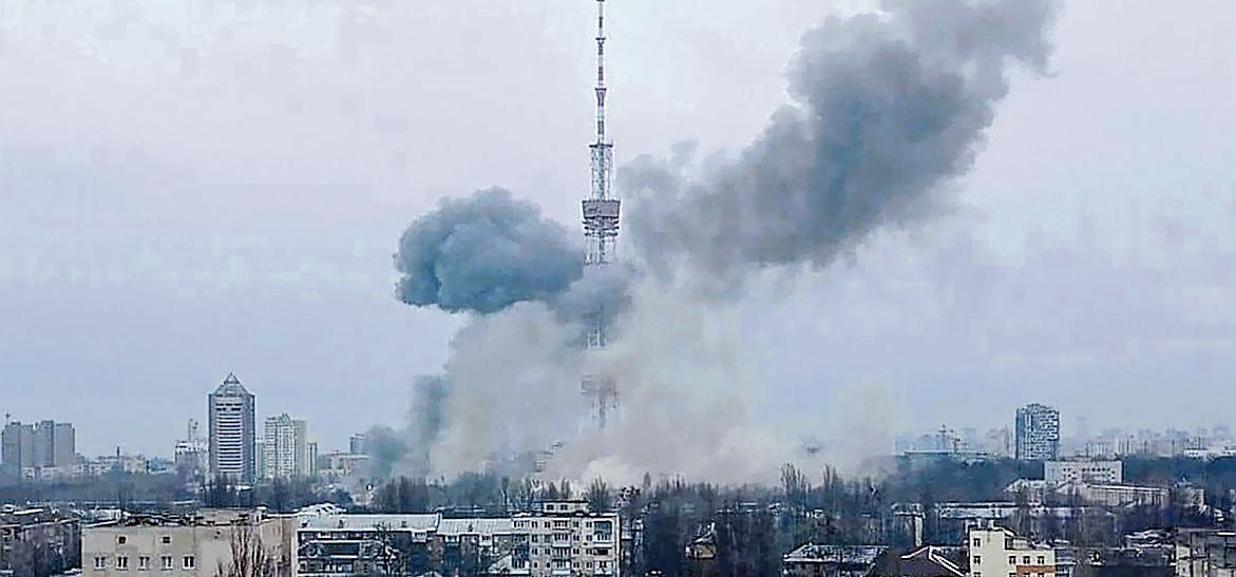 La battaglia di Kiev, una fila di tank di 60 chilometri avanza verso la ...