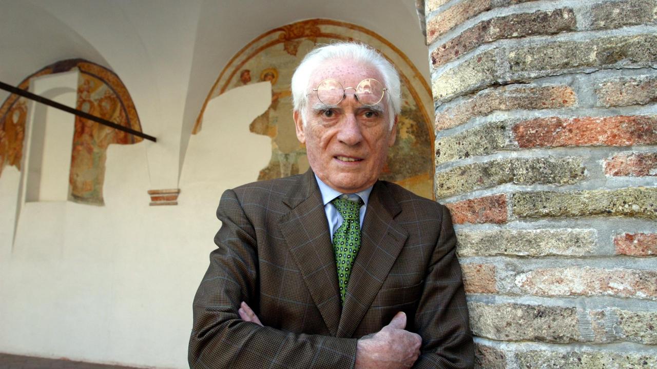 Il nostro caro Angelo e la sua tv senza limiti - La Stampa