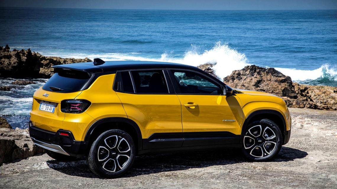 Jeep, in arrivo quattro Suv elettrici entro il 2025. Svelata la Avenger ...