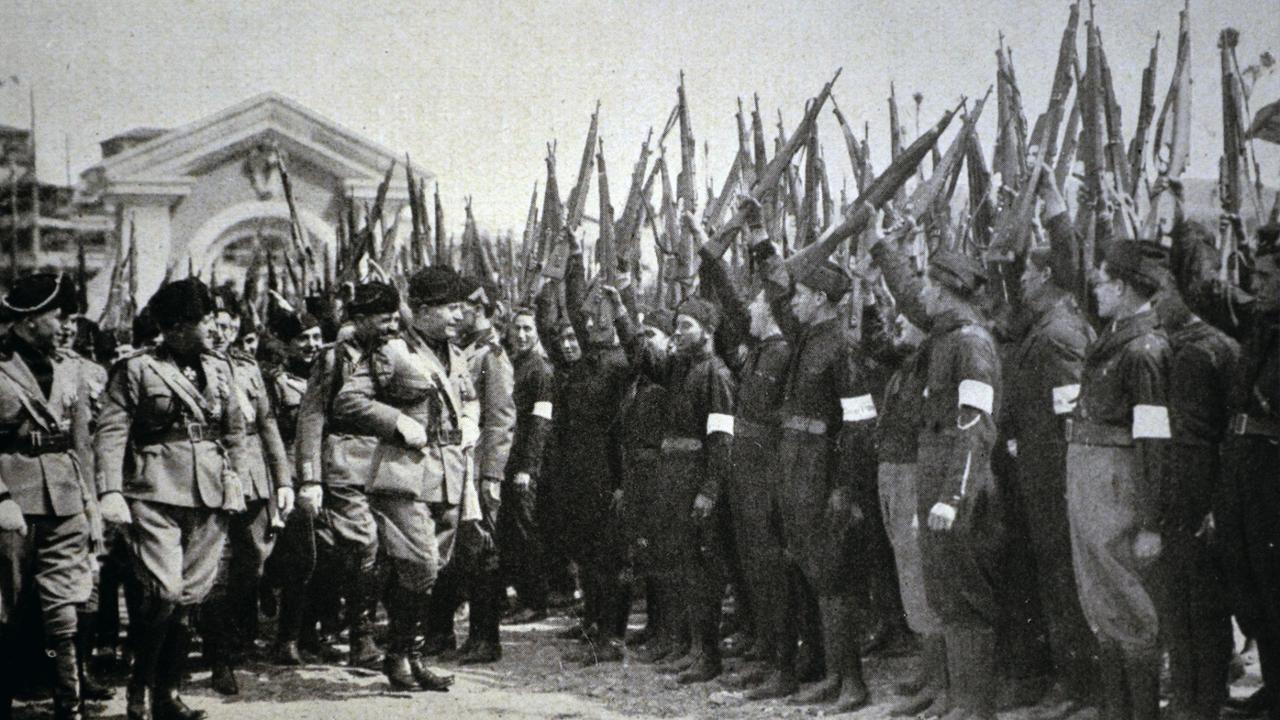 La violenza di Mussolini: nel saggio di Aldo Cazzullo, la ferocia come ...