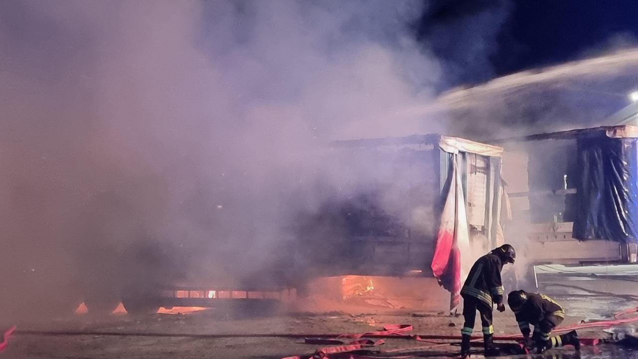 Incendio alla Ciesse Flower, acquisiti i filmati della ...