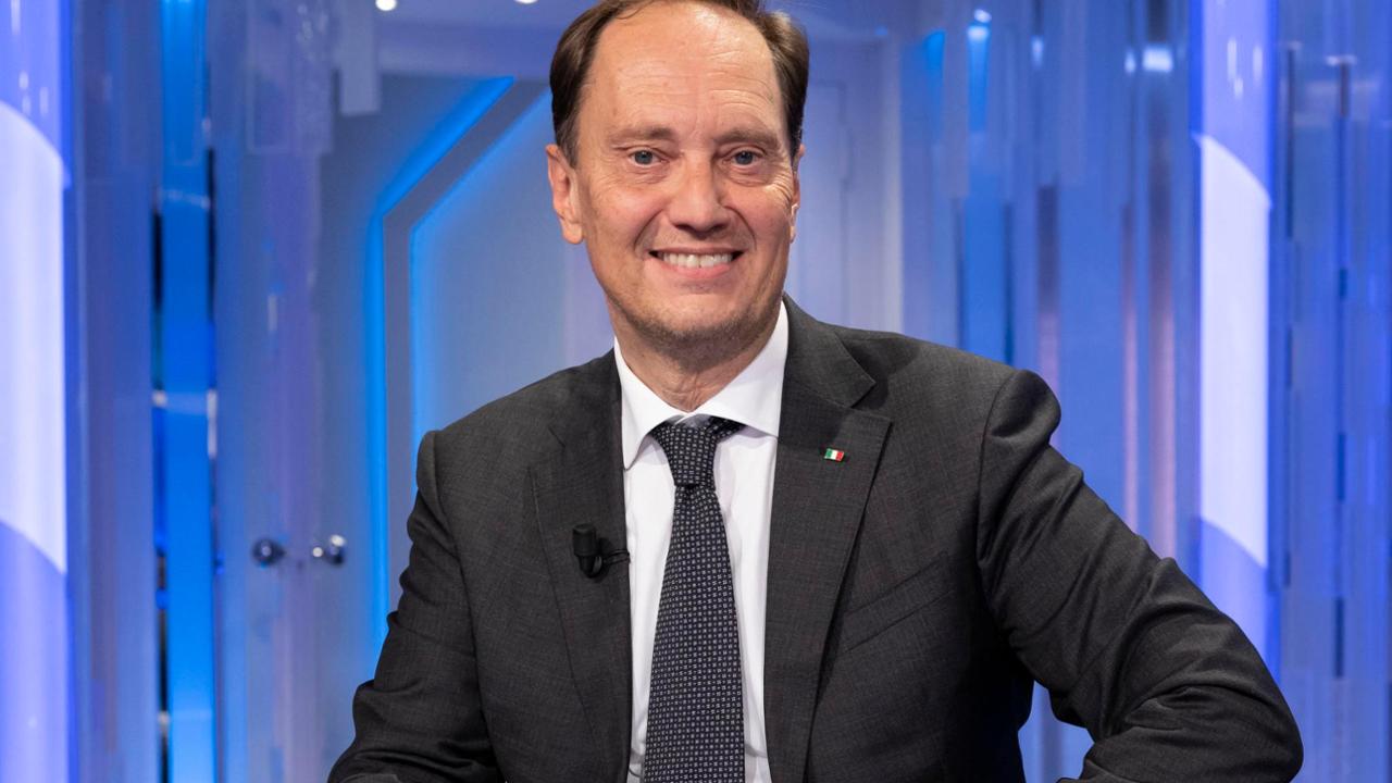 Luca Ciriani: “Nessun tetto spaventa le mafie. Pensioni? Prima vediamo ...