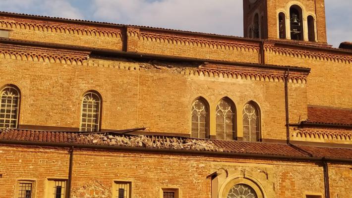Alessandria, crolla una parte del tetto della chiesa di Santa Maria di ...