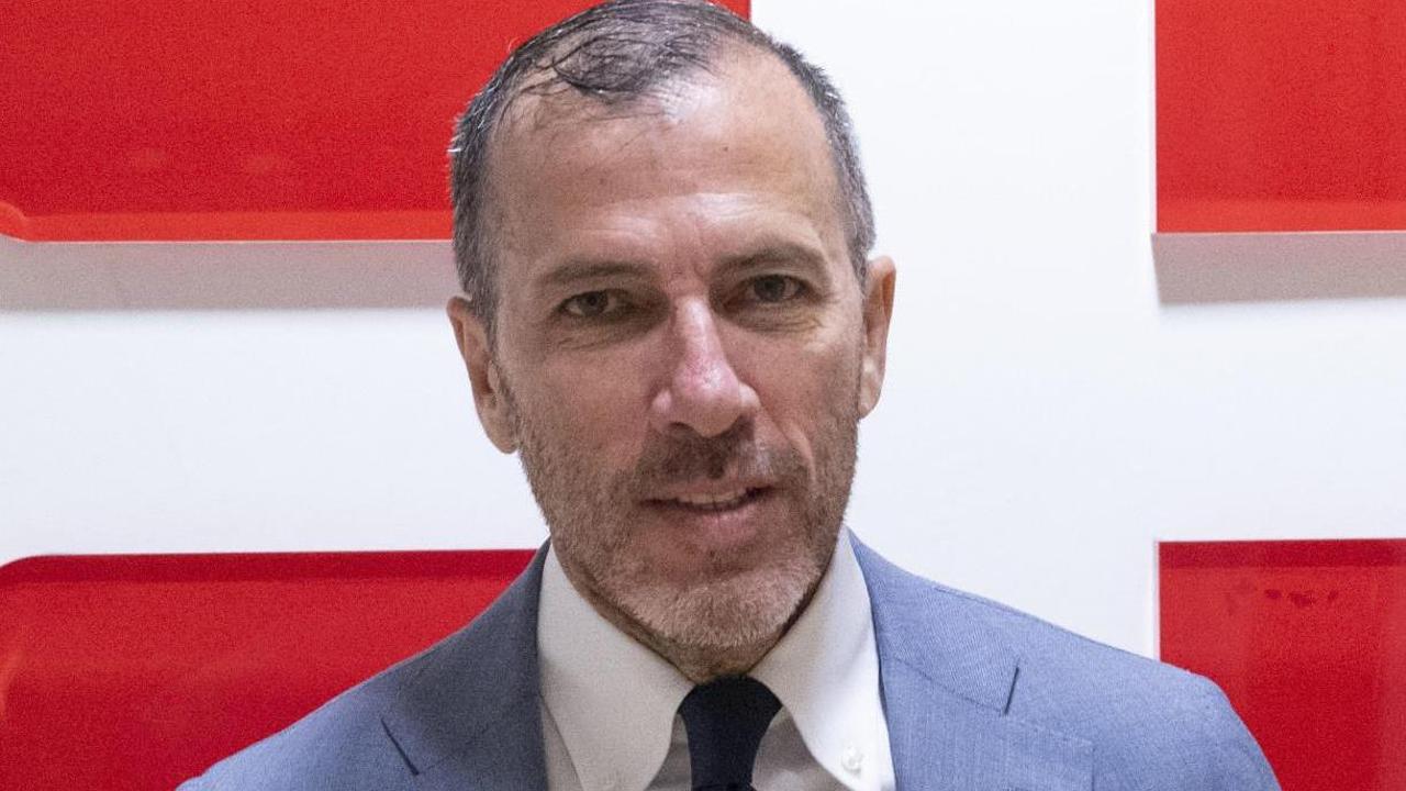 Tim, possibile un'Opa parziale: ma il titolo cade in Borsa - La Stampa