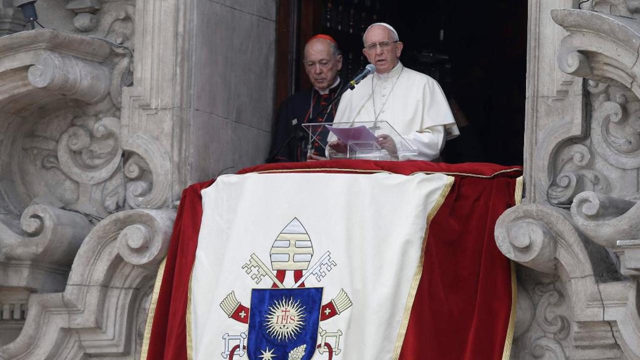 The Pope “we cannot “photoshop” others, the world, or ourselves” - La ...