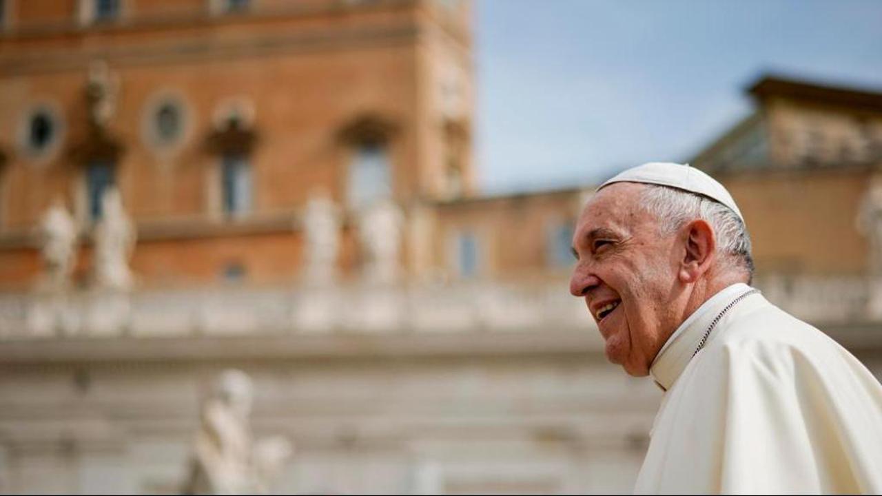 The Pope: either with God or with the devil, Christians to choose and ...