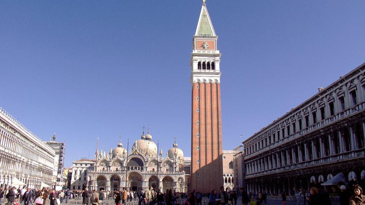 Venezia, Questura e Patriarcato: al via una campagna contro truffe e ...