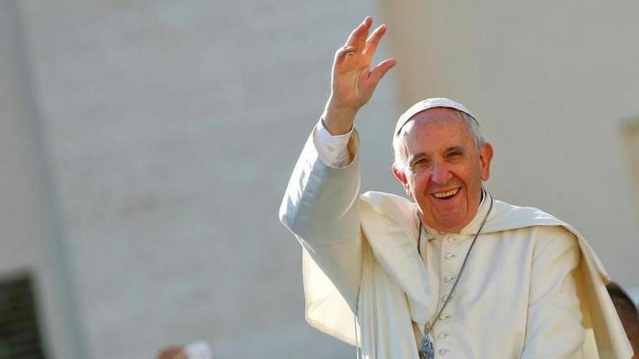 Vatican creates e-mail addresses for well-wishers to write to Pope on ...