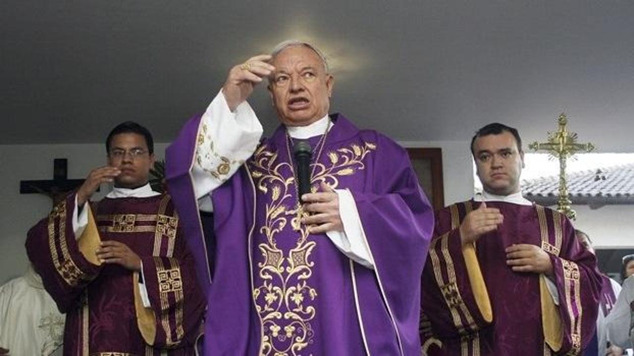 Magno exorcismo en México - La Stampa