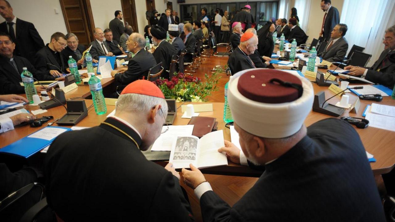 Vaticano, Islam e cristiani contro le discriminazioni religiose - La Stampa