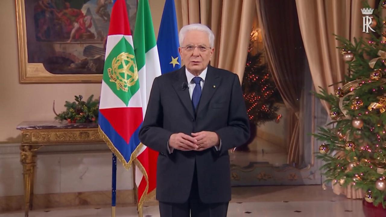 Mattarella: "Prima premier donna segno di maturità del Paese" - La Stampa