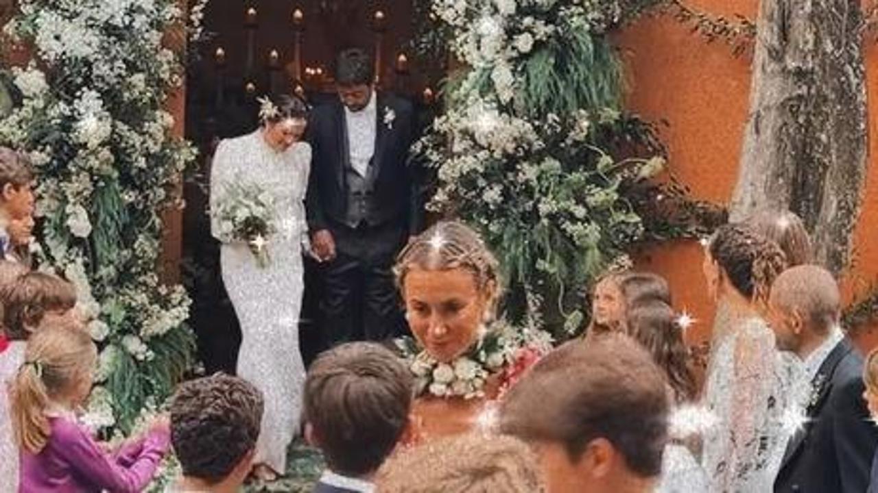 Andrea Agnelli si è sposato in gran segreto in Umbria con Deniz Akalin ...