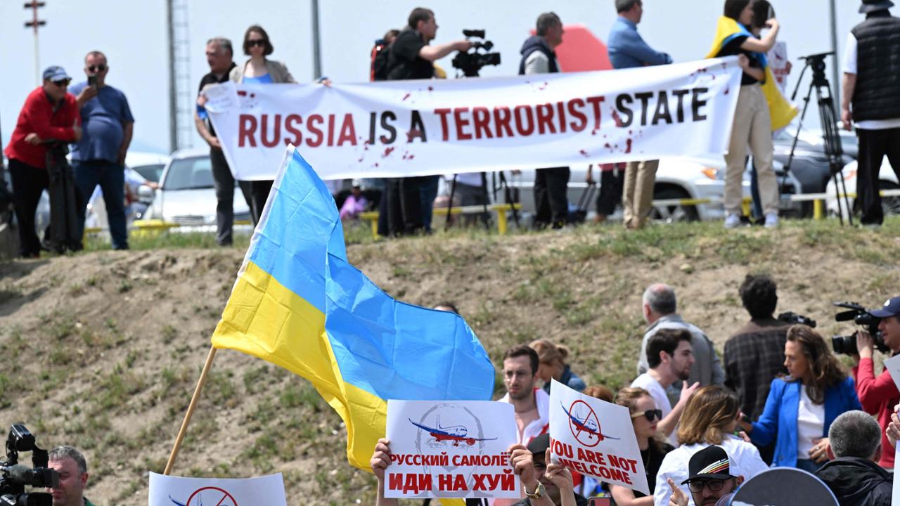 Le mani di Putin sulla Georgia, si allontana il sogno europeo - La Stampa