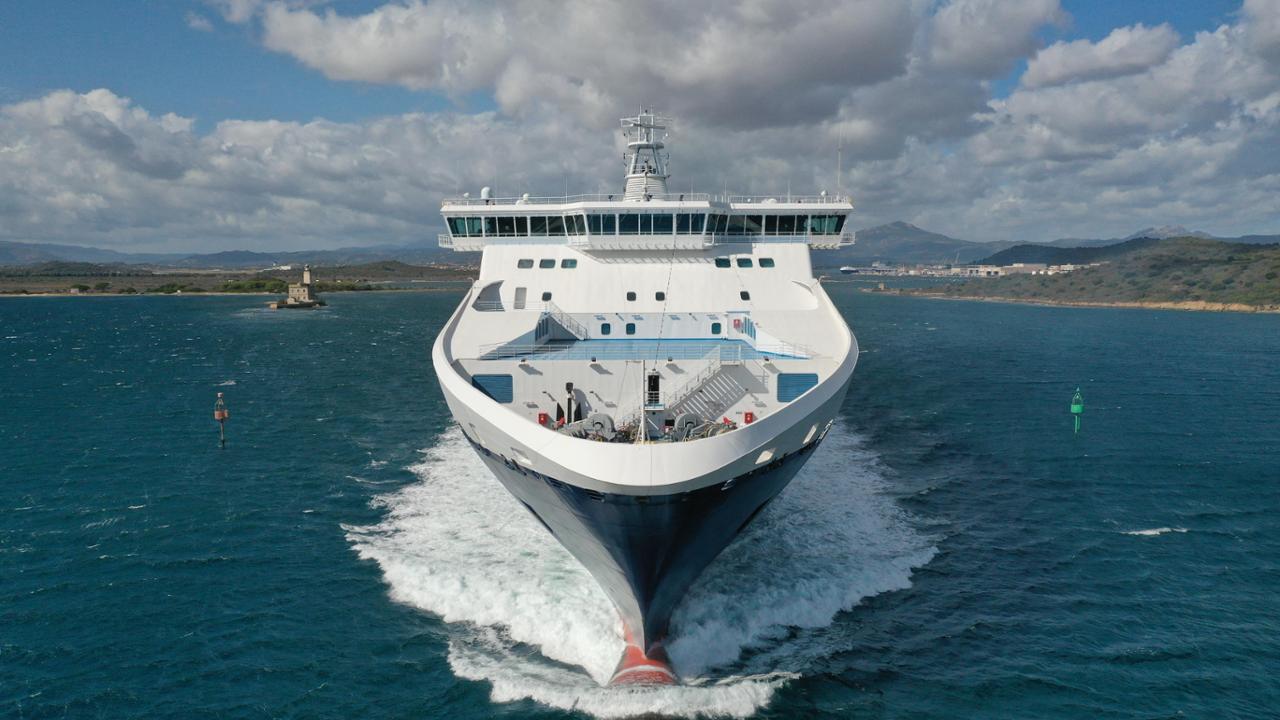 Partire ed essere già in vacanza con i traghetti di nuova generazione ...