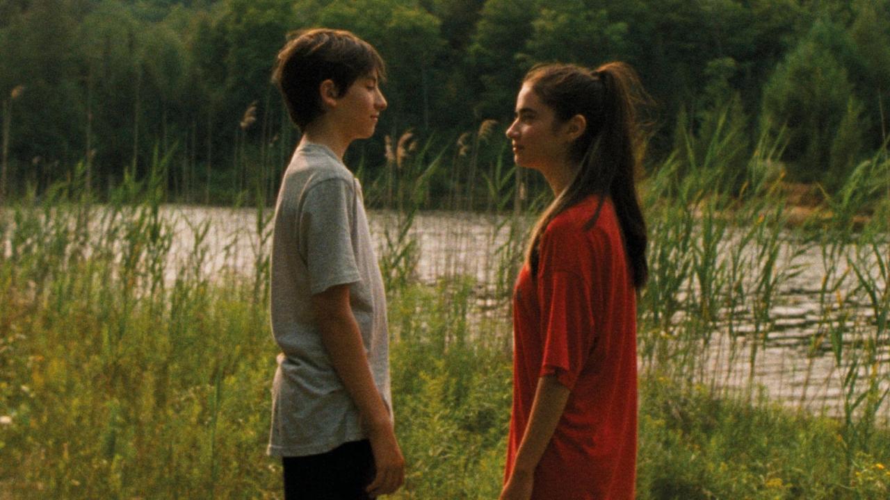 Il caso simbolo di Falcon Lake, un cinecomic d’autore - La Stampa